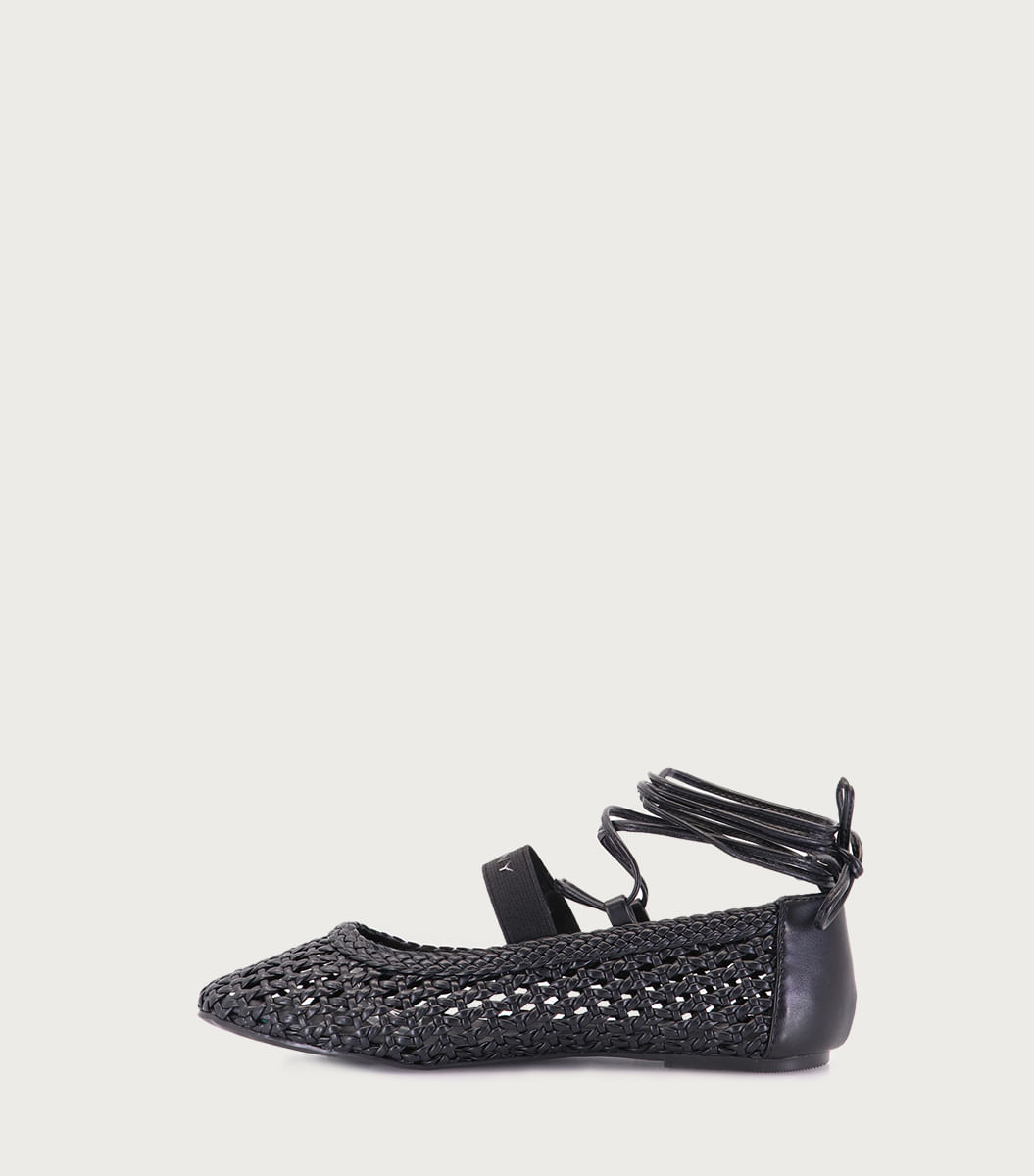 Balerina Bloro | Ricky Sarkany